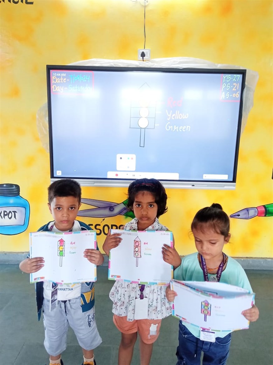 Traffic light Activity Class -LkG (lily)